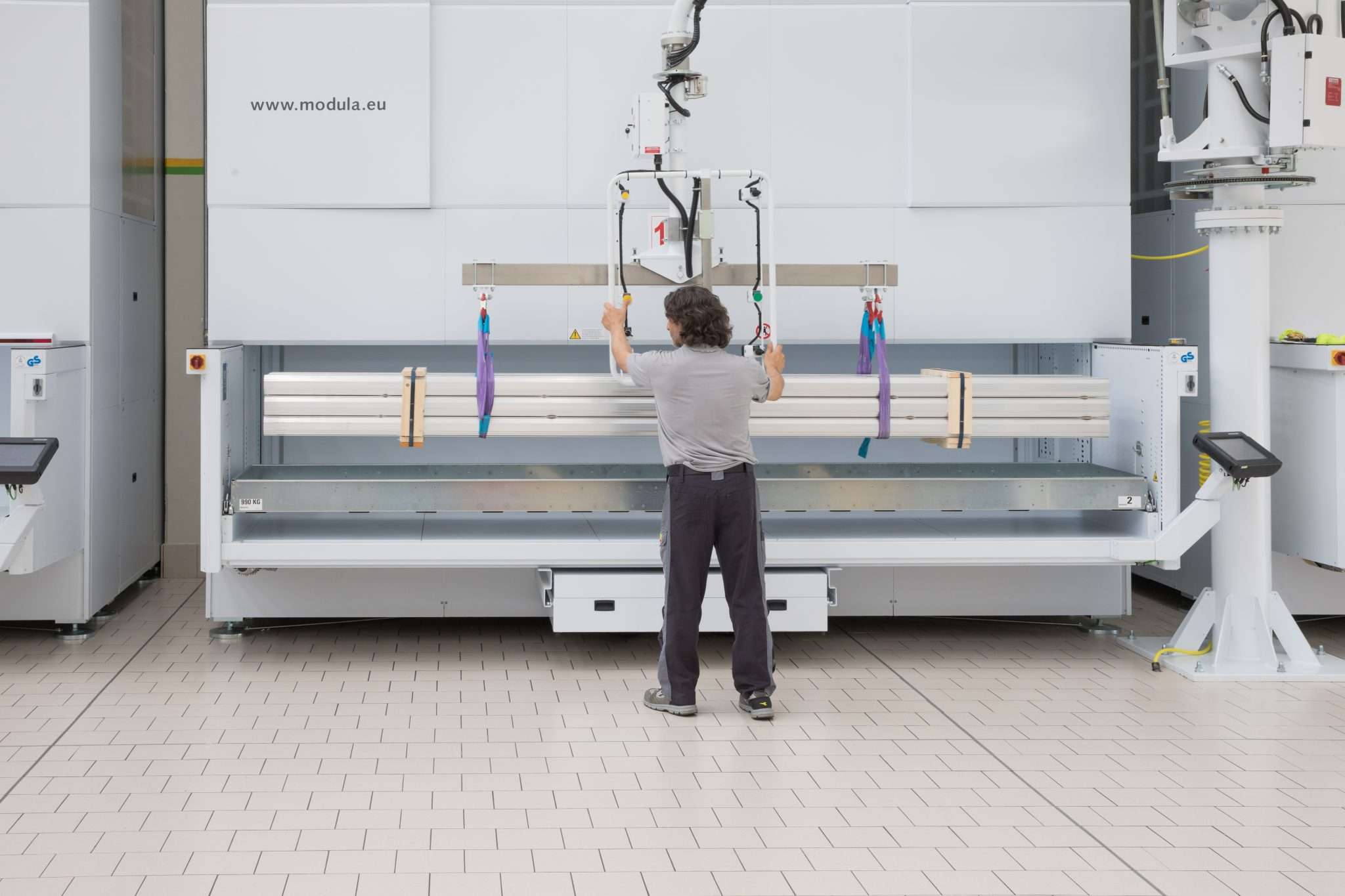 Vertical Lift Module – Outsource Equipment